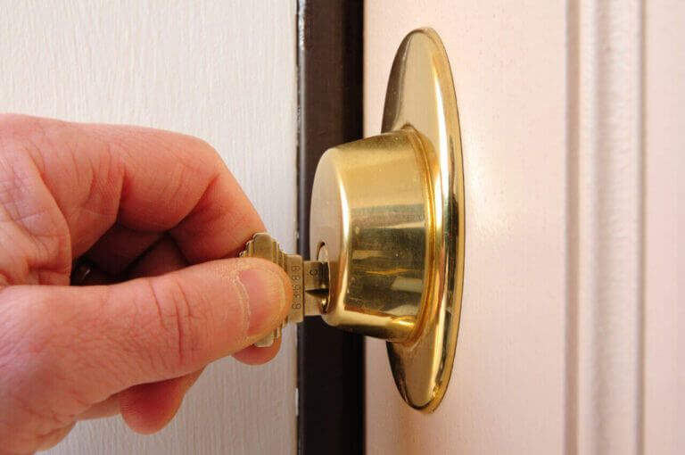 Best Types of Deadbolt Locks for Your Front Door – Faster Locksmith